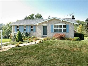 1882 Bernice Dr, North Huntingdon, PA 15642 | Zillow