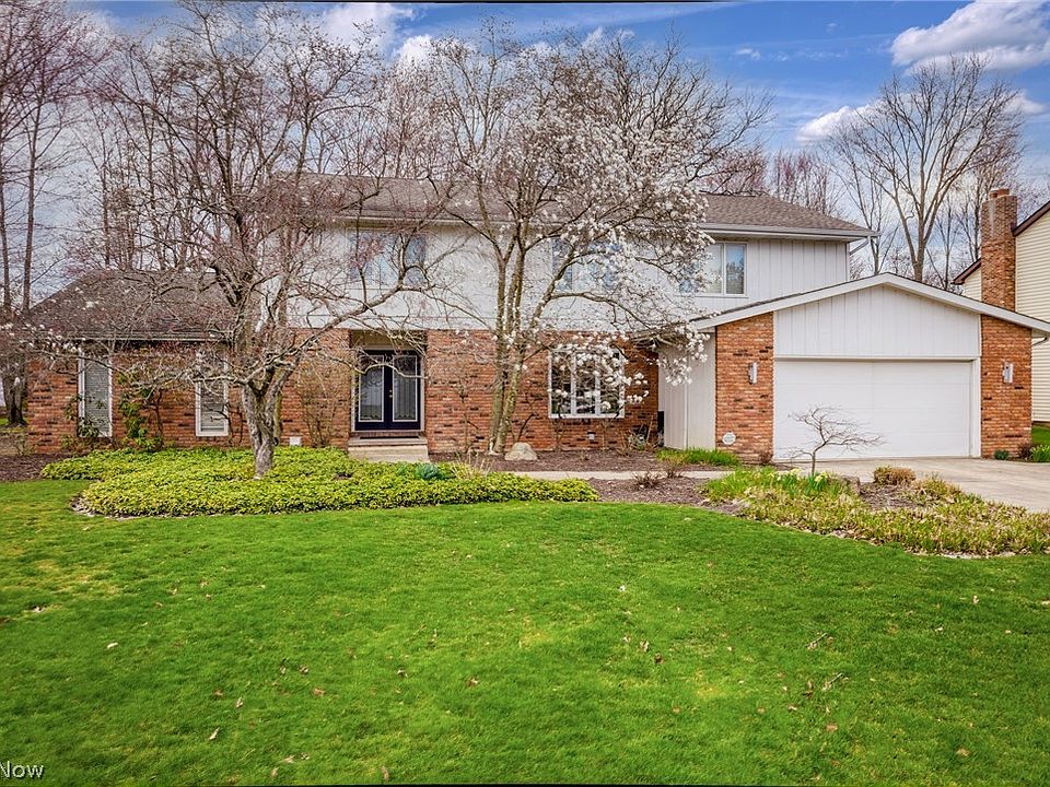 29099 Orangewood Dr, Orange, OH 44022 | Zillow