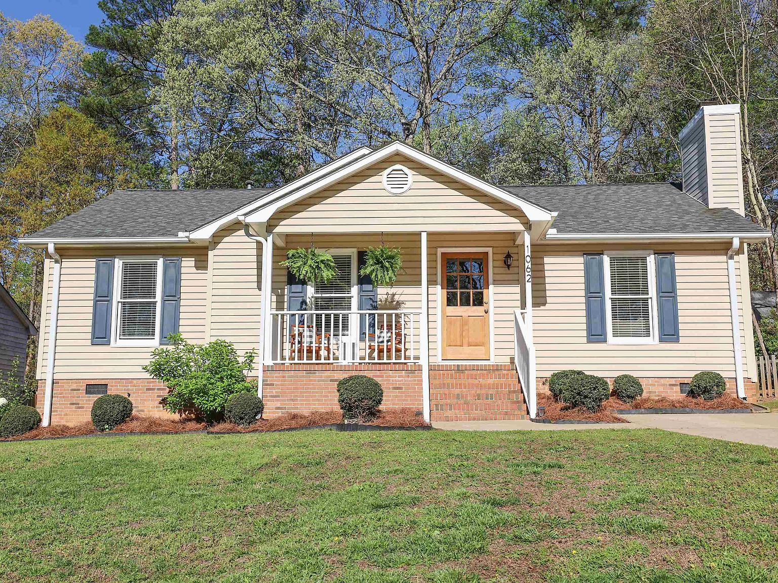 1062 Summit Dr, Greenville, SC 29609 | Zillow