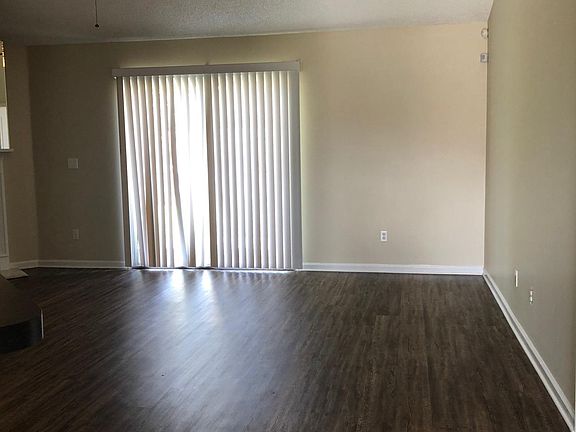 6902 Southern Oaks Dr W, Jacksonville, FL 32244 | Zillow