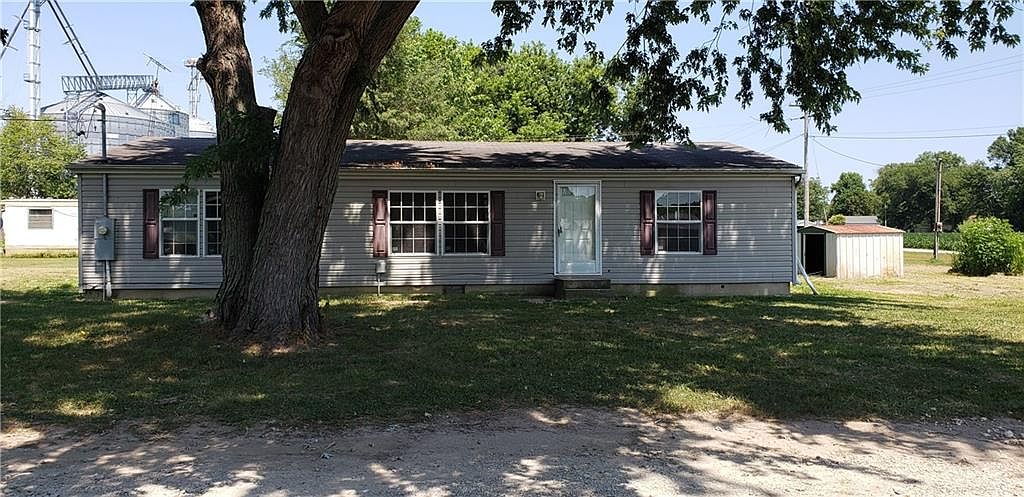 217 S East St, Watson, IL 62473 | Zillow