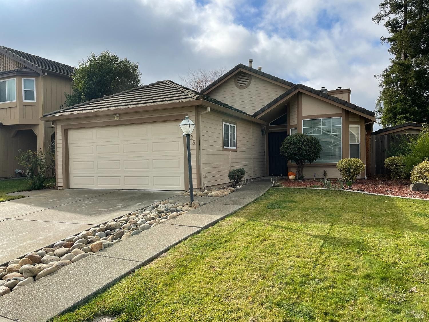 325 Robin Cir, Vacaville, CA 95687 | Zillow