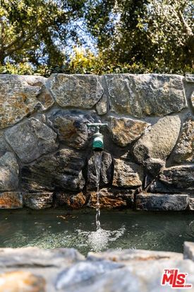 1007 Napoli Dr, Pacific Palisades, CA 90272 | MLS #21719400 | Zillow