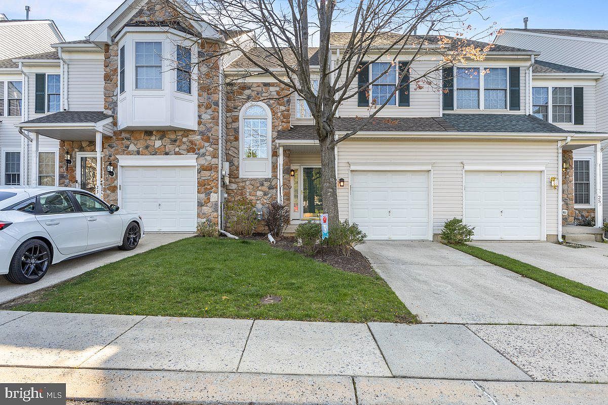 24 Farmington Ct, Bordentown, NJ 08505 | MLS #NJBL2084490 | Zillow