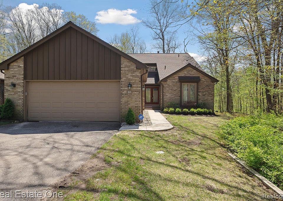 30525 Timberbrook Ln #24-A, Franklin, MI 48025 | Zillow