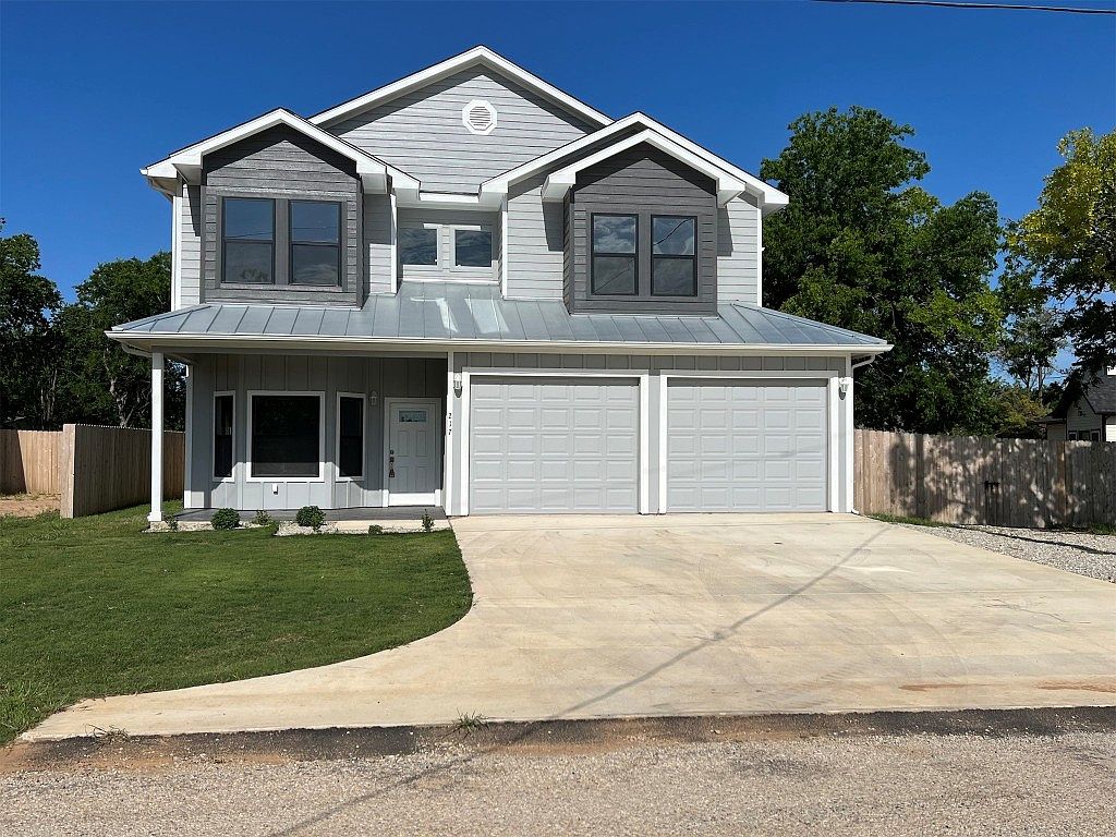 217 N Howard St, Alvord, TX 76225 | Zillow