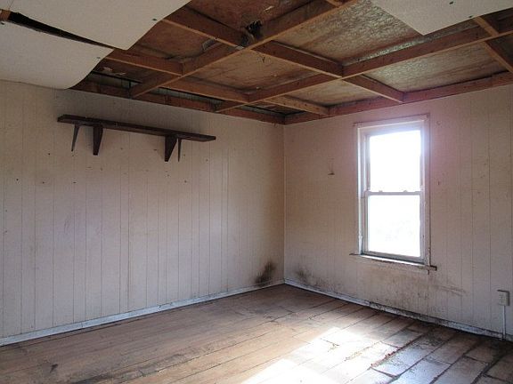 231 Wardentown Rd E, Alverton, PA 15612 | Zillow