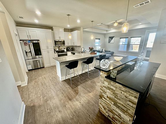 3423 Toronto St #A, Dallas, TX 75212 | Zillow