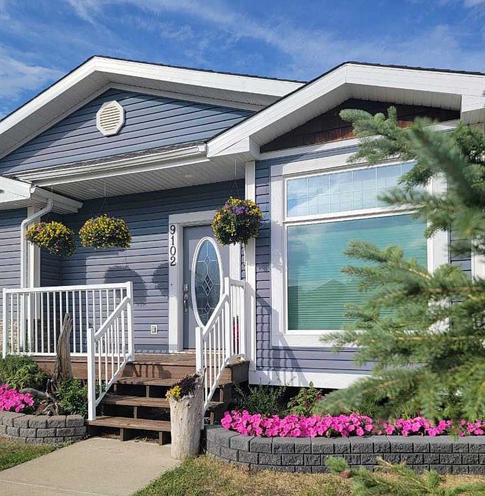 9102 S 127th Ave, Peace River, AB T8S 1W7 | MLS #A2303962 | Zillow