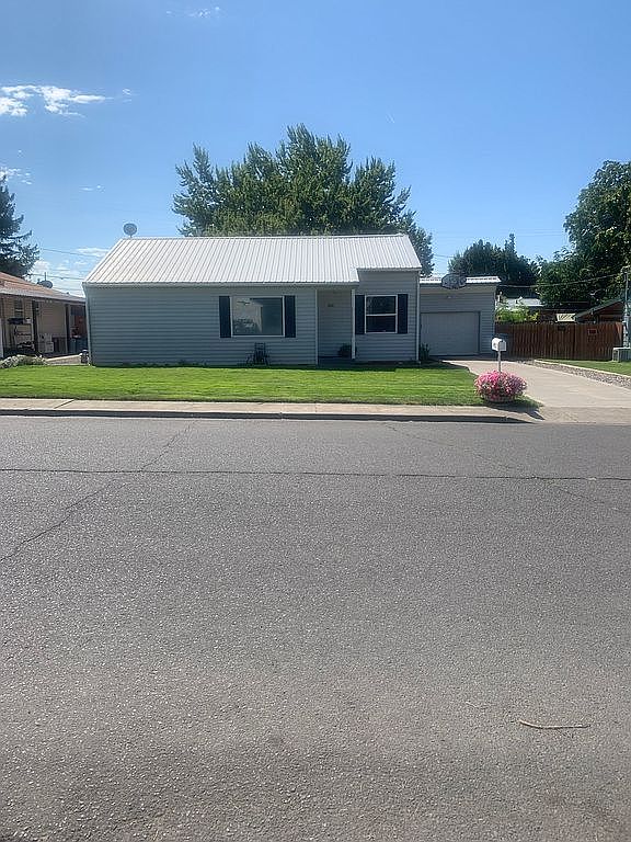 2806 SW Ladow Ave, Pendleton, OR 97801 | Zillow
