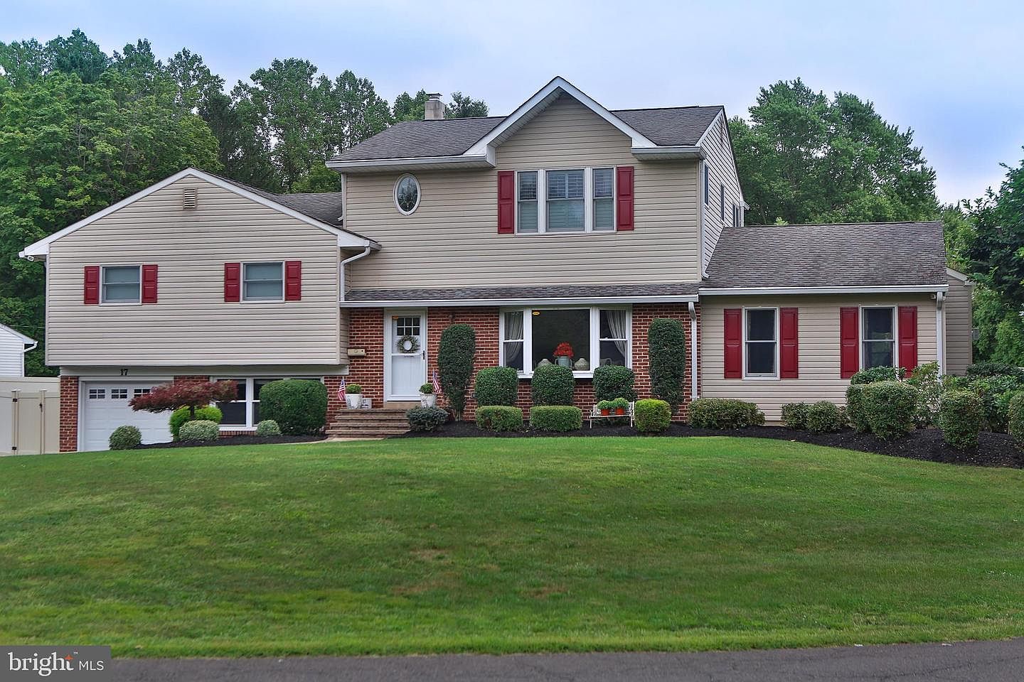 17 Edgemere Dr, Yardley, PA 19067 | Zillow