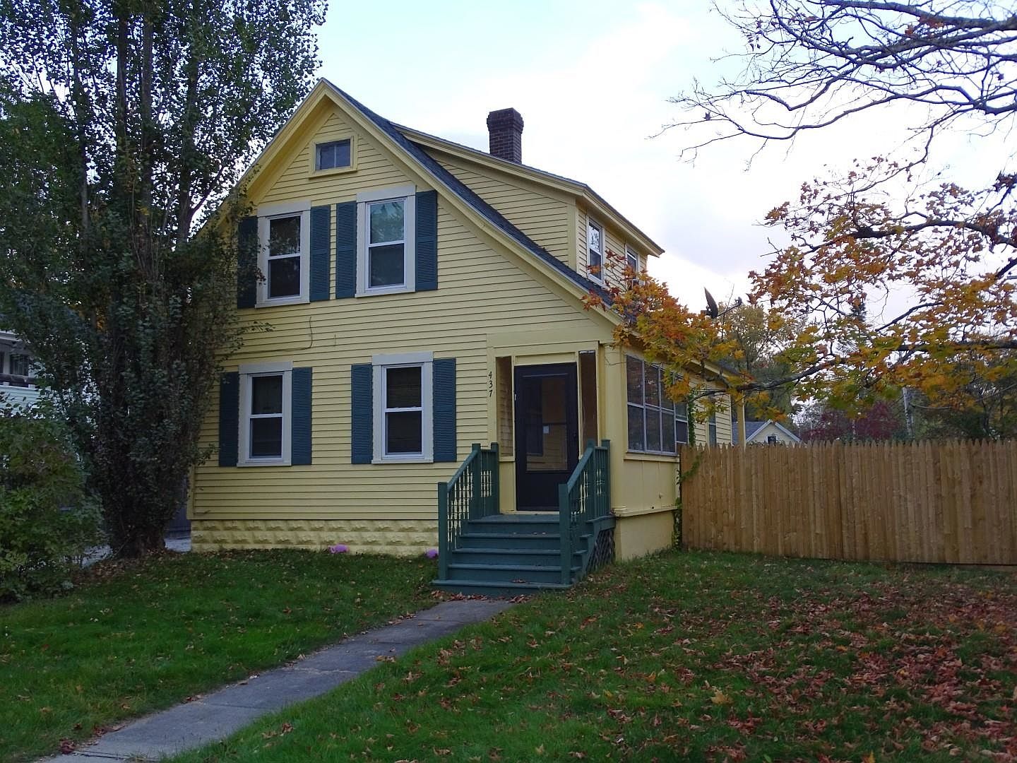 437 Portland Street, Rochester, NH 03867 | Zillow