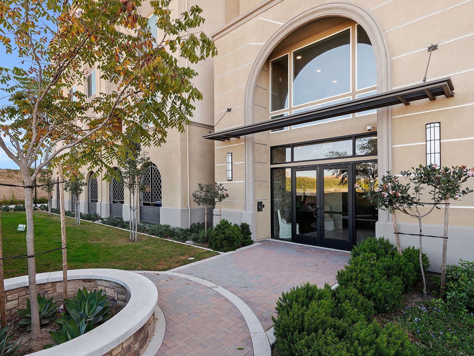 203-2860 Wagon Wheel Rd #203, Oxnard, CA 93036 | Zillow