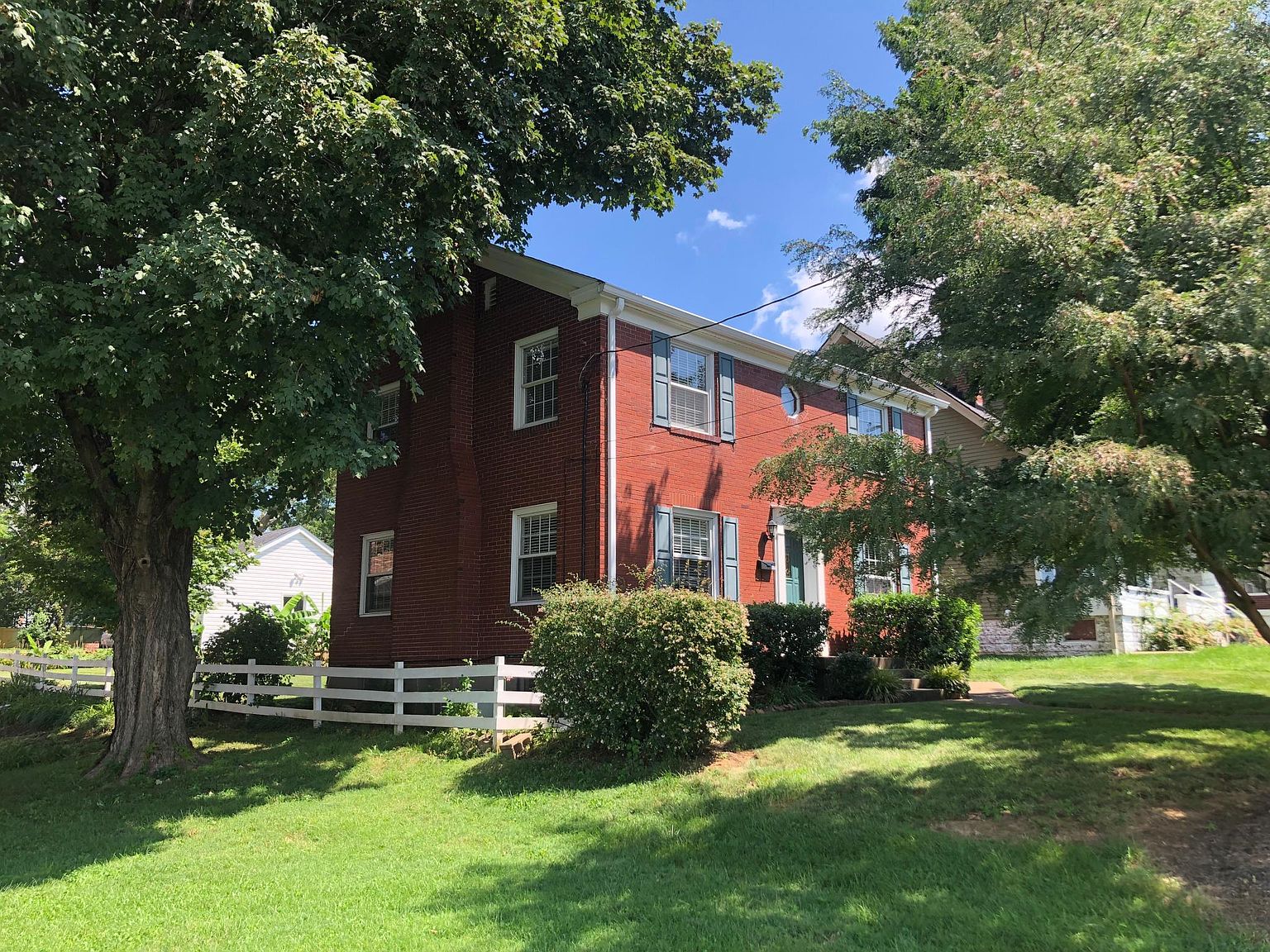 1907 Newburg Rd, Louisville, KY 40205 | Zillow