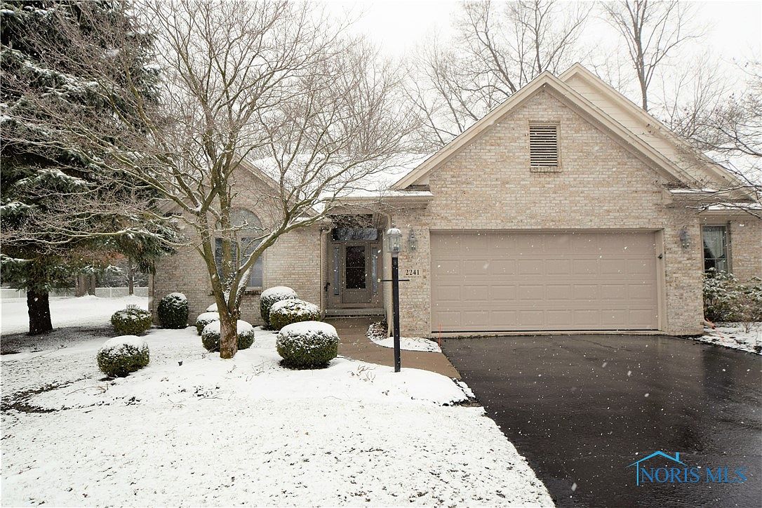 2241 Big Hickory Run, Sylvania, OH 43560 | Zillow