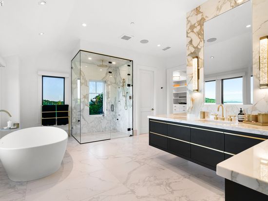 2088 Crest Dr, Lake Oswego, OR 97034 | MLS #21185304 | Zillow