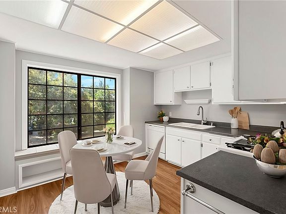 11127 La Maida St UNIT 4, North Hollywood, CA 91601 | Zillow