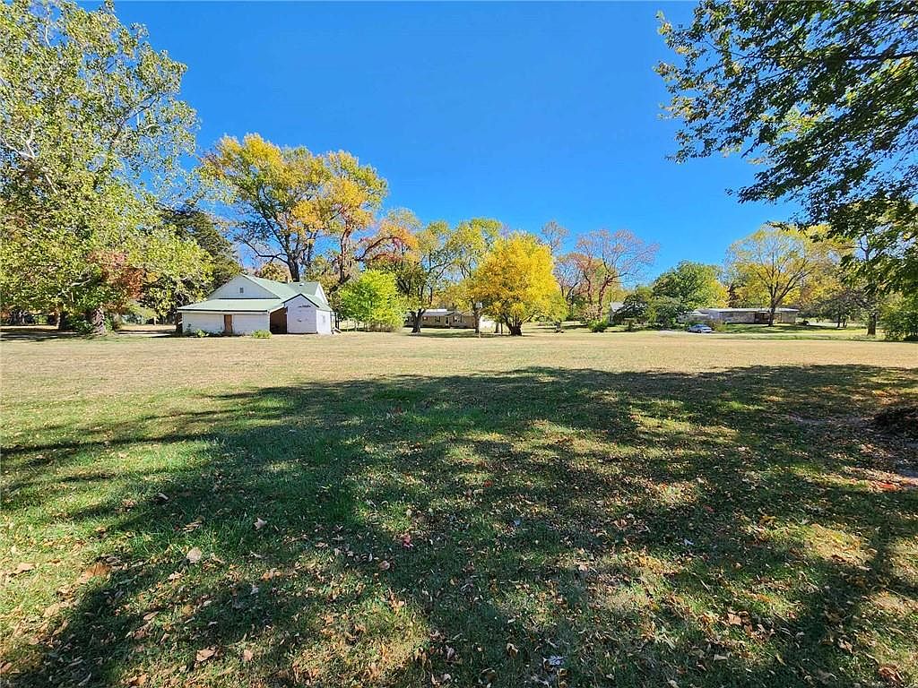 222 W Oak St, Prescott, KS 66767 | Zillow