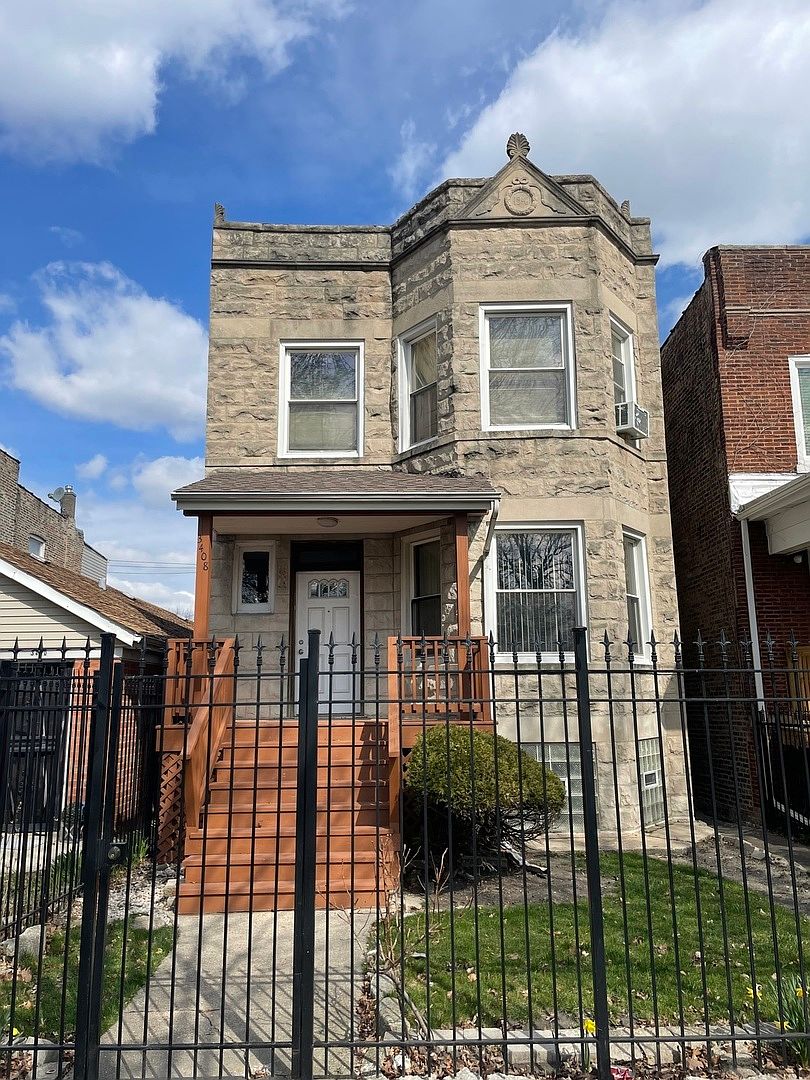3408 W Franklin Blvd, Chicago, IL 60624 | Zillow