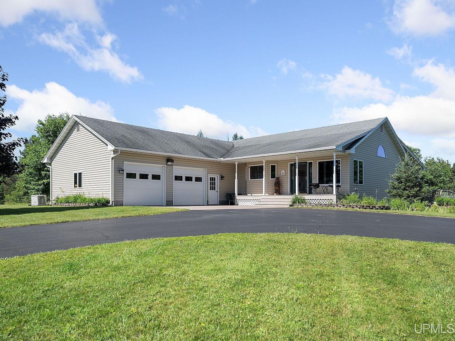 N4579 M 67, Chatham, MI 49816 | Zillow