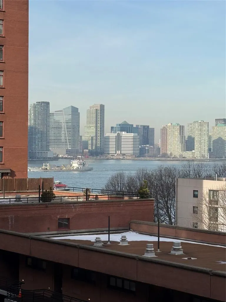 333 Rector Place #903 in Battery Park City, Manhattan | StreetEasy