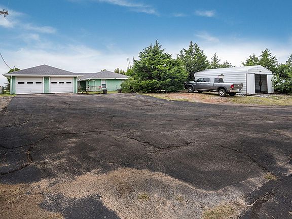 159 Greenway Dr, Allison, TX 79003 | MLS #24-6959 | Zillow