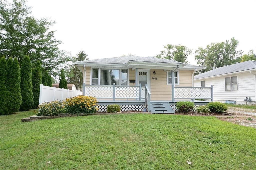2665 E Prairie St, Decatur, IL 62521 | Zillow