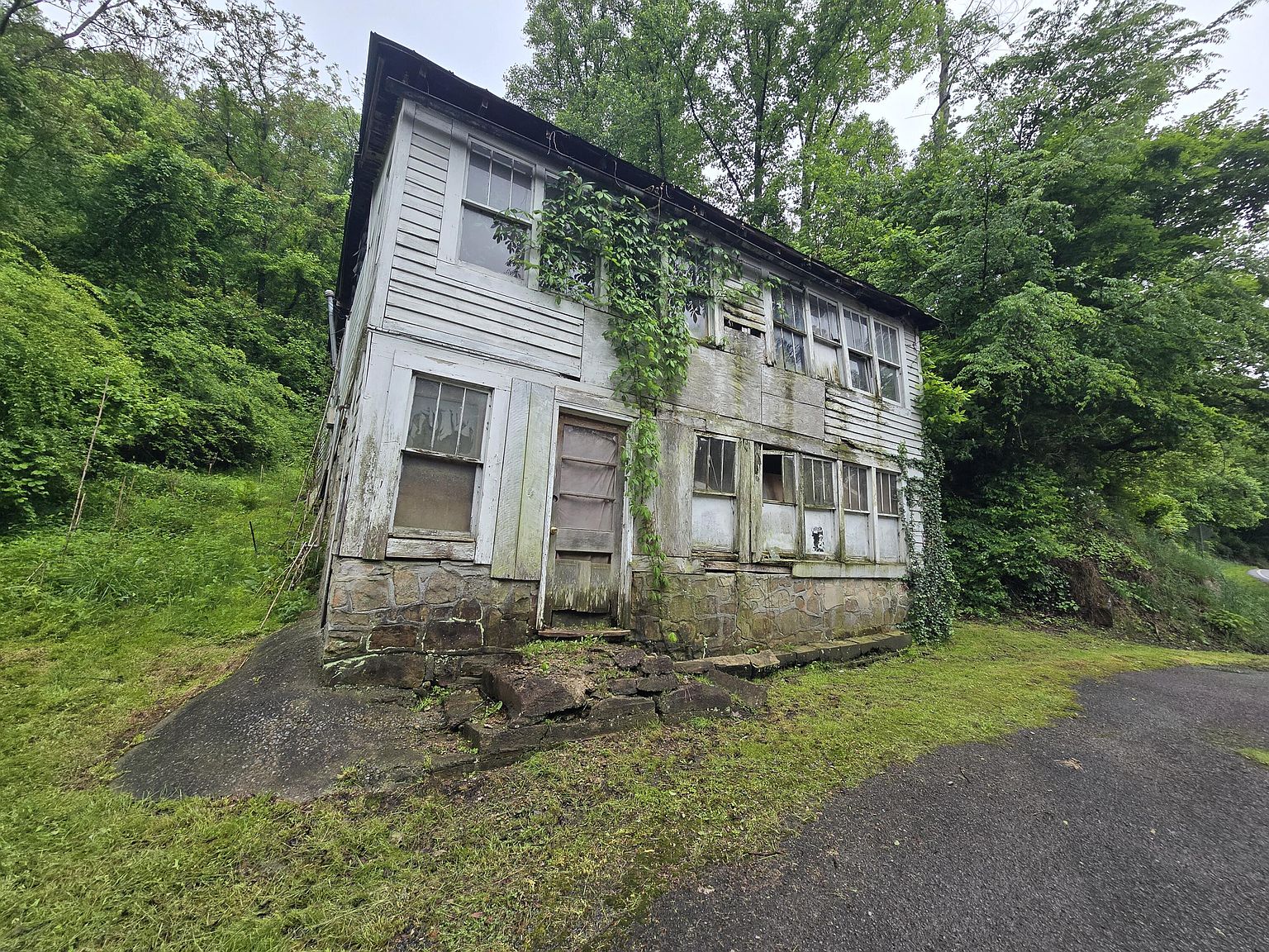 0 Ky 66/hendron Hl, Arjay, KY 40902 | MLS #25009655 | Zillow