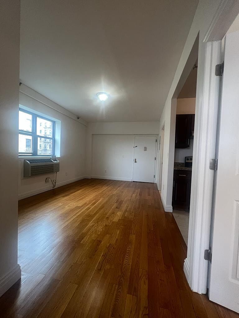 2760 Decatur Ave #3A, Bronx, NY 10458 | Zillow
