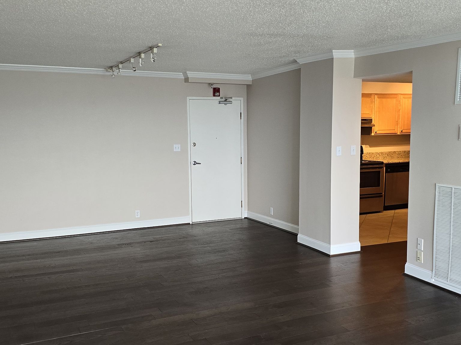 1131 Stringers Ridge Rd APT 8A, Chattanooga, TN 37405 | Zillow