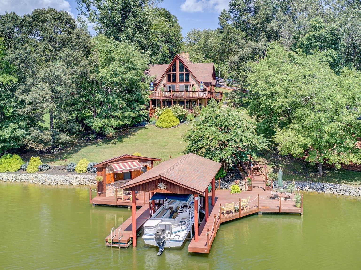 2339 Navigation Poin, Goodview, VA 24095 | Zillow