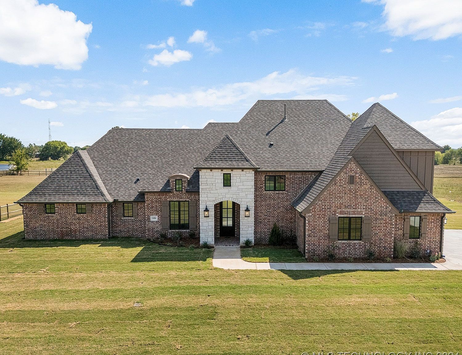2484 E Cross Creek Dr, Oologah, OK 74053 | MLS #2415186 | Zillow