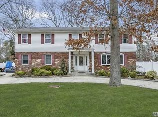 55 Inwood Ave, Selden, NY 11784 | MLS #3537504 | Zillow