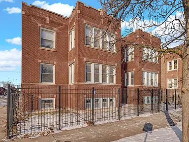 3008 W 64th St Chicago IL | Zillow