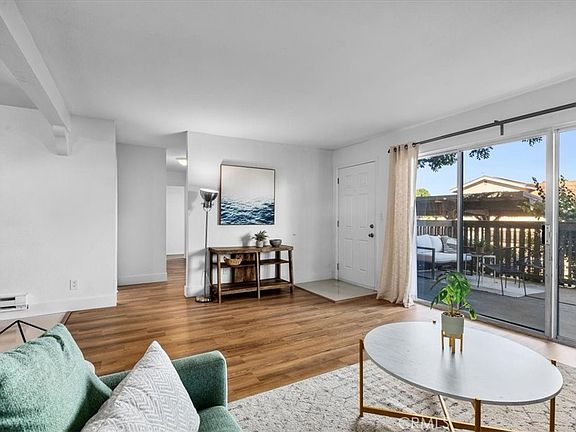 23312 Marigold Ave UNIT T-104, Torrance, CA 90502 | MLS #SB23177553 ...