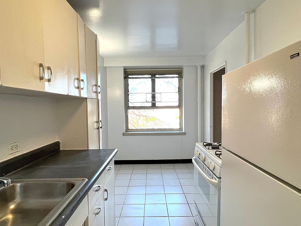 189-02 64th Ave Fresh Meadows NY | Zillow