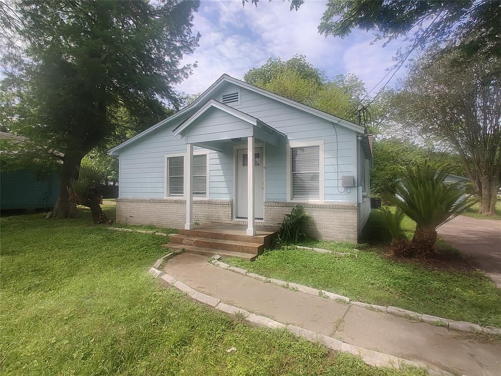 2107 Beaumont Rd, Baytown, TX 77520 | Zillow