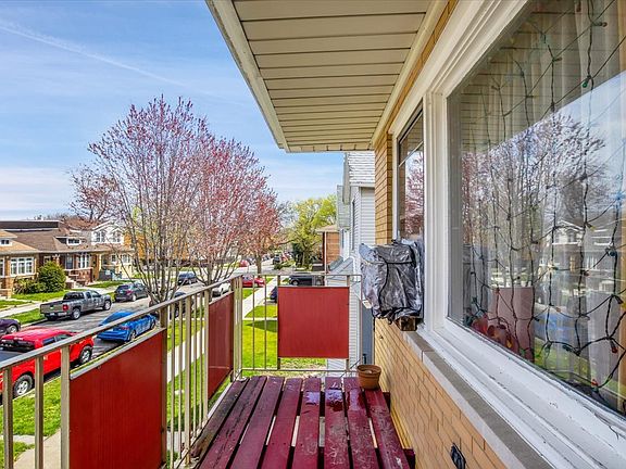 3517 W 64th St, Chicago, IL 60629 | Zillow