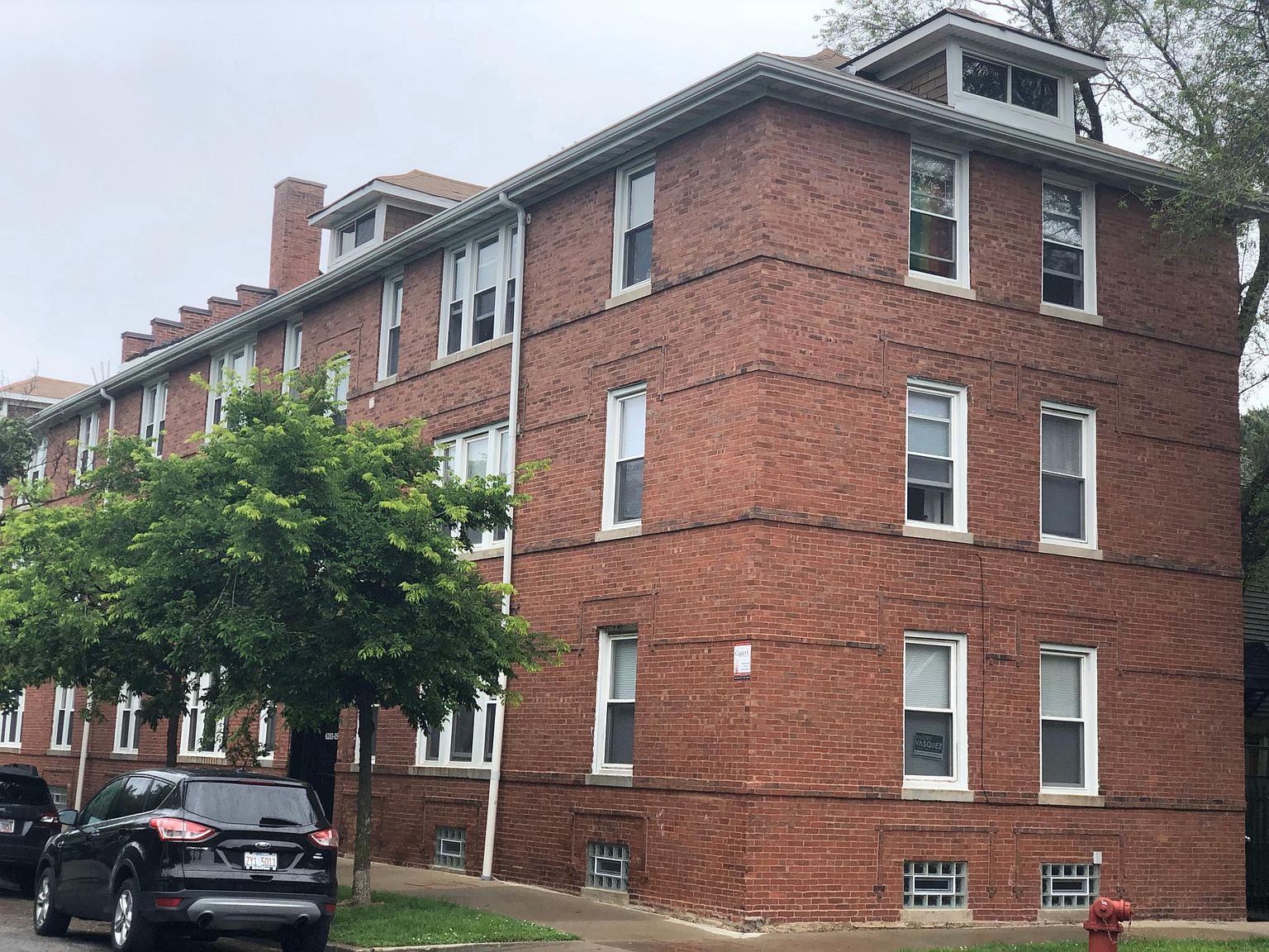 6207 N Ravenswood Ave #1, Chicago, IL 60660 | Zillow