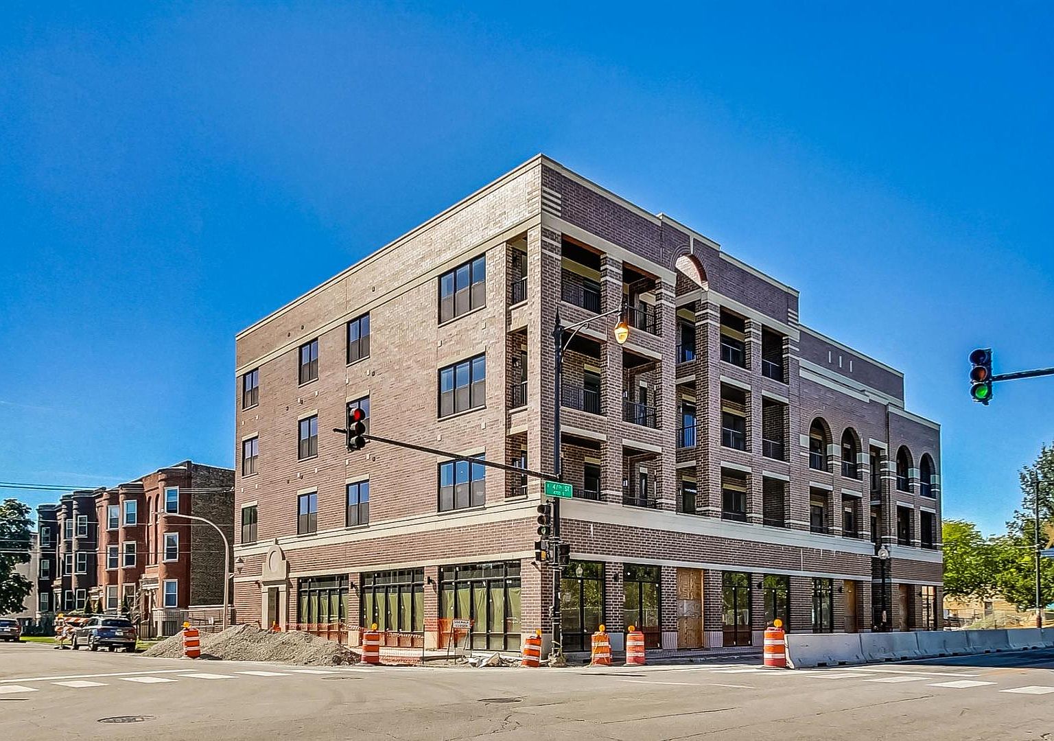 4706 S Saint Lawrence Ave #2W, Chicago, IL 60615 | MLS #12159993 | Zillow