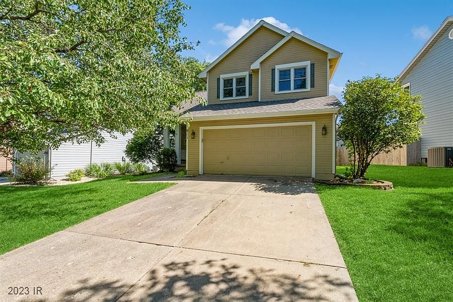 911 SE Kensington Rd, Ankeny, IA 50021 | Zillow