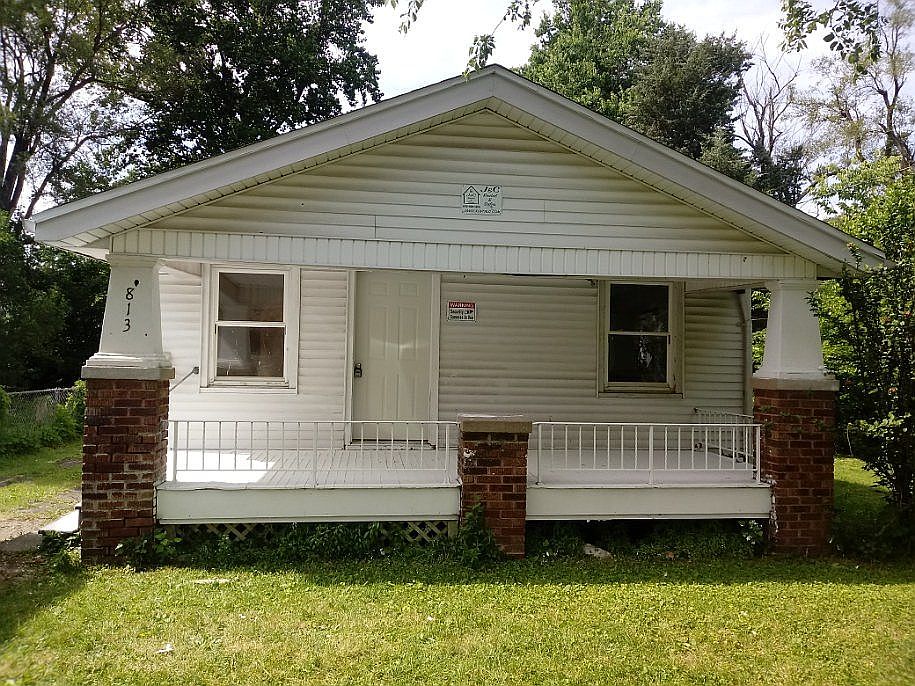 813 E Lawrence St, Decatur, IL 62521 | Zillow