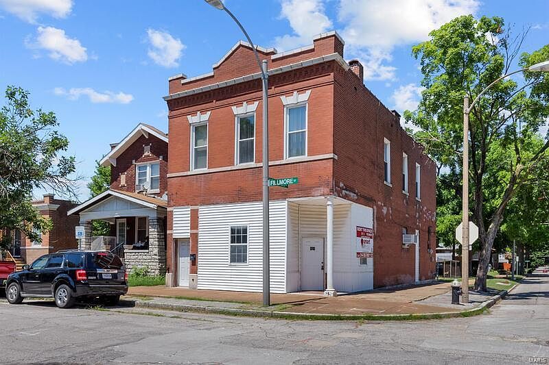 901 Fillmore St, Saint Louis, MO 63111 | Zillow