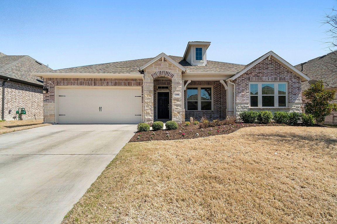 1305 Lawnview Dr, Forney, TX 75126 | Zillow
