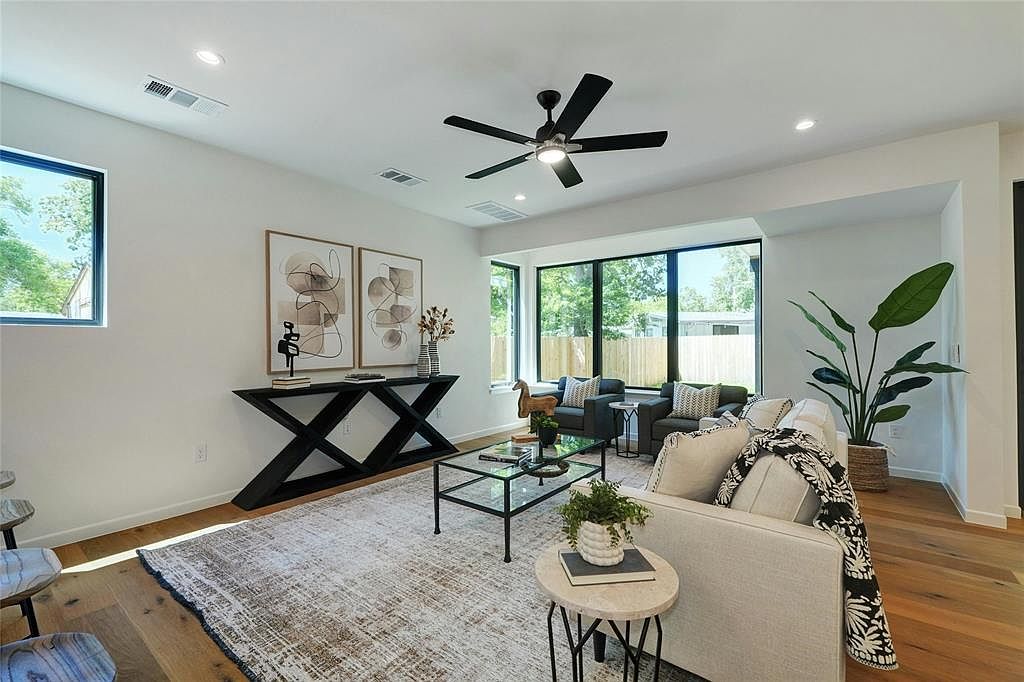 1104 Justin Ln #B, Austin, TX 78757 | MLS #9080760 | Zillow