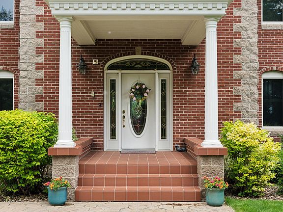 28129 Bayview Dr, Red Wing, MN 55066 | Zillow