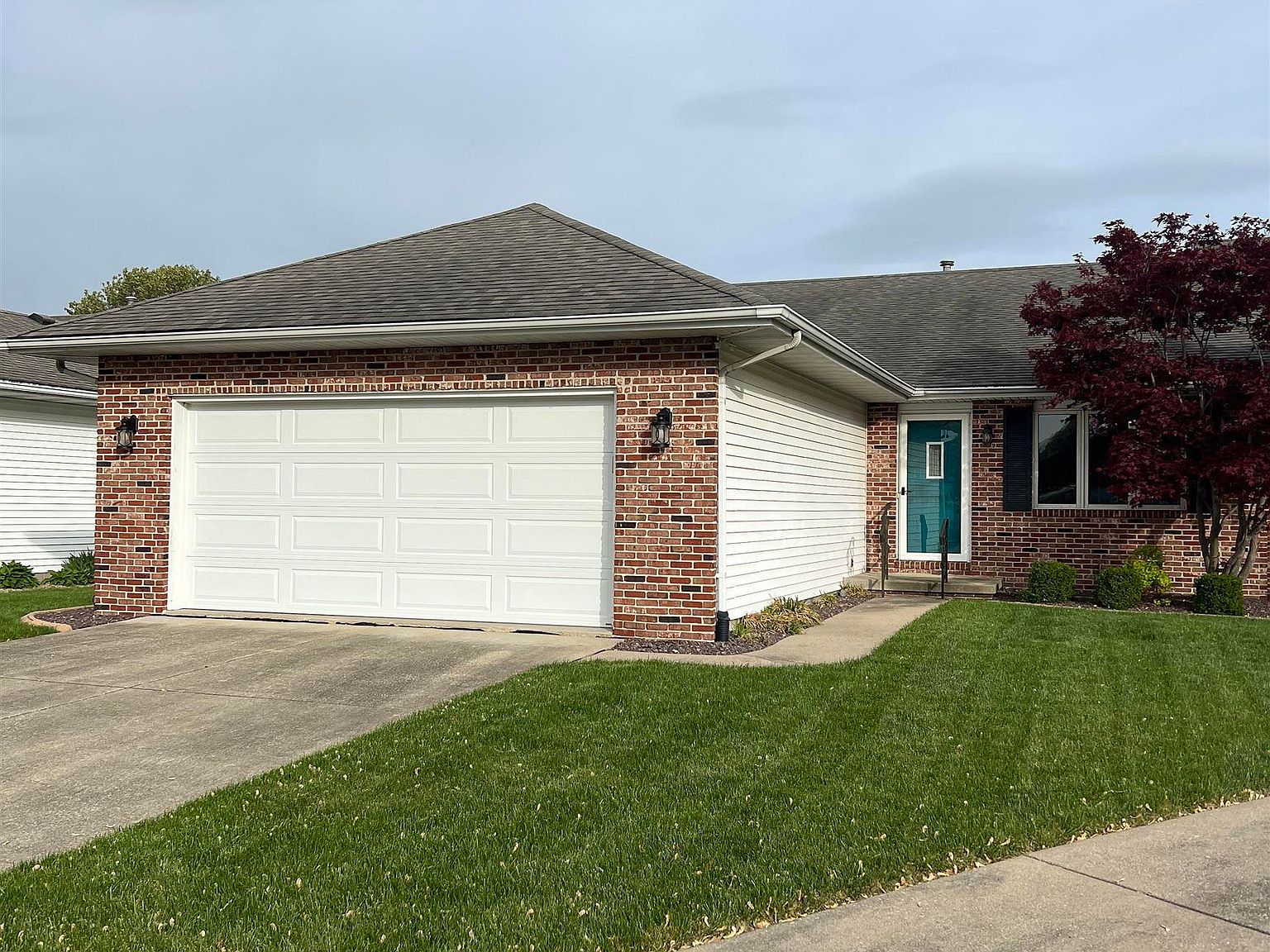 2720 S Chase Dr, Springfield, IL 62704 | Zillow