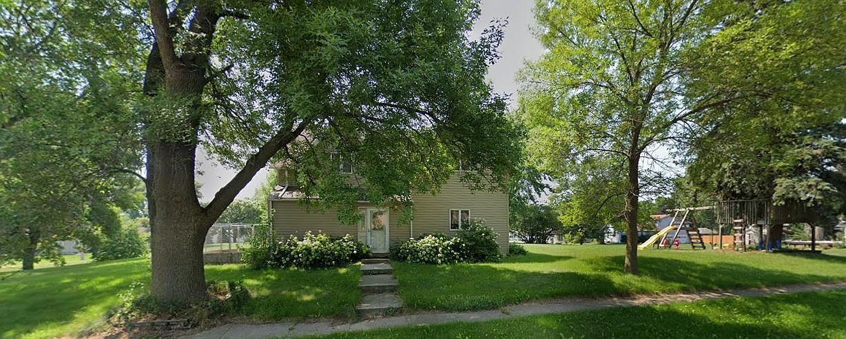 1906 Rolling St, Ruthven, IA 51358 | MLS #221381 | Zillow