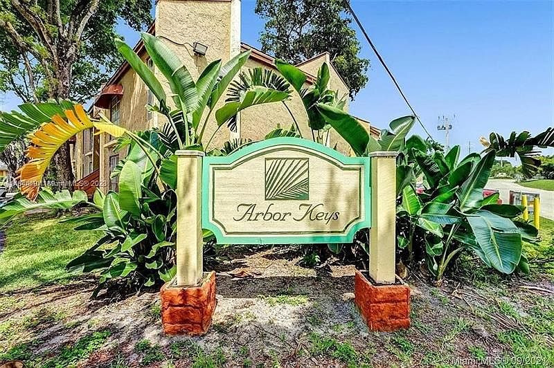 4401 Treehouse Ln BUILDING F-26, Fort Lauderdale, FL 33319 | Zillow