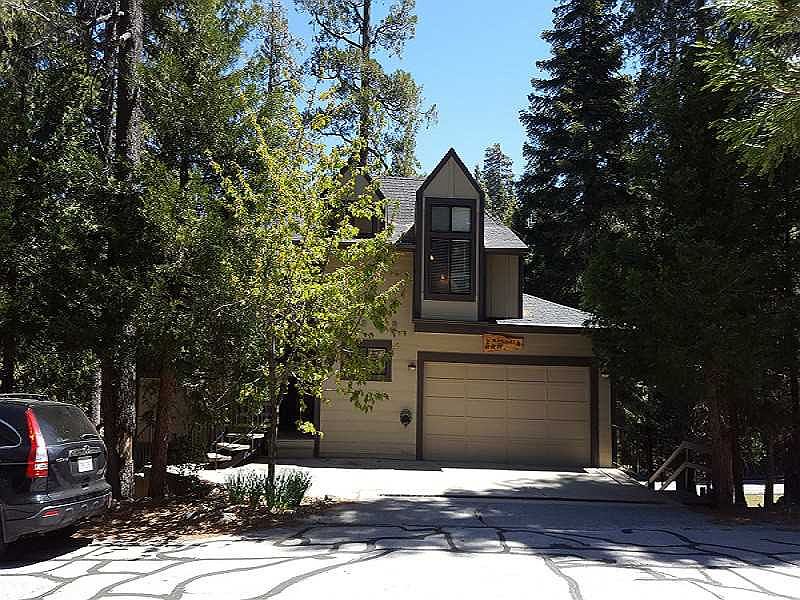 28922 Mohawk Dr, Lake Arrowhead, CA 92352 | Zillow